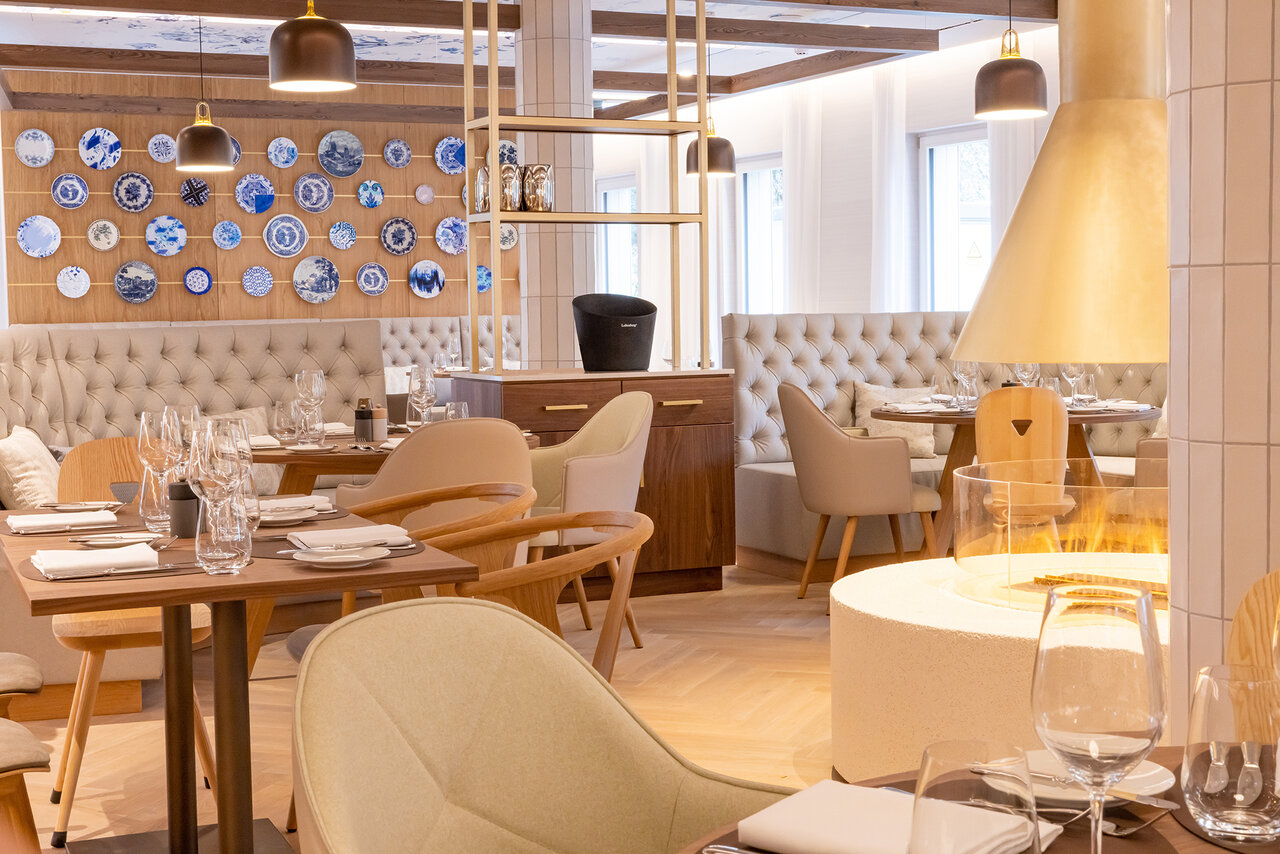 NI BAR in Tegernsee | Caro & Selig, Tegernsee, Autograph Collection