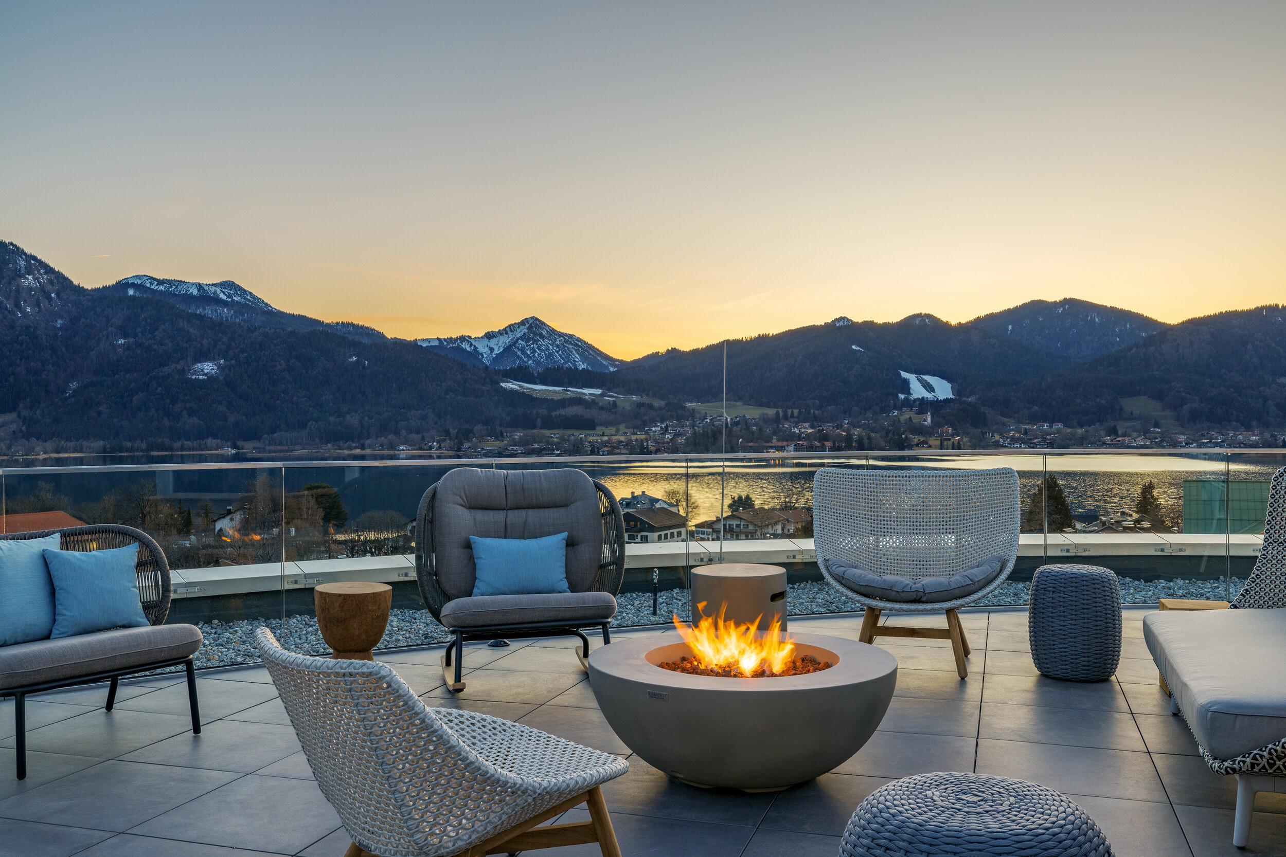 NI BAR in Tegernsee | Caro & Selig, Tegernsee, Autograph Collection